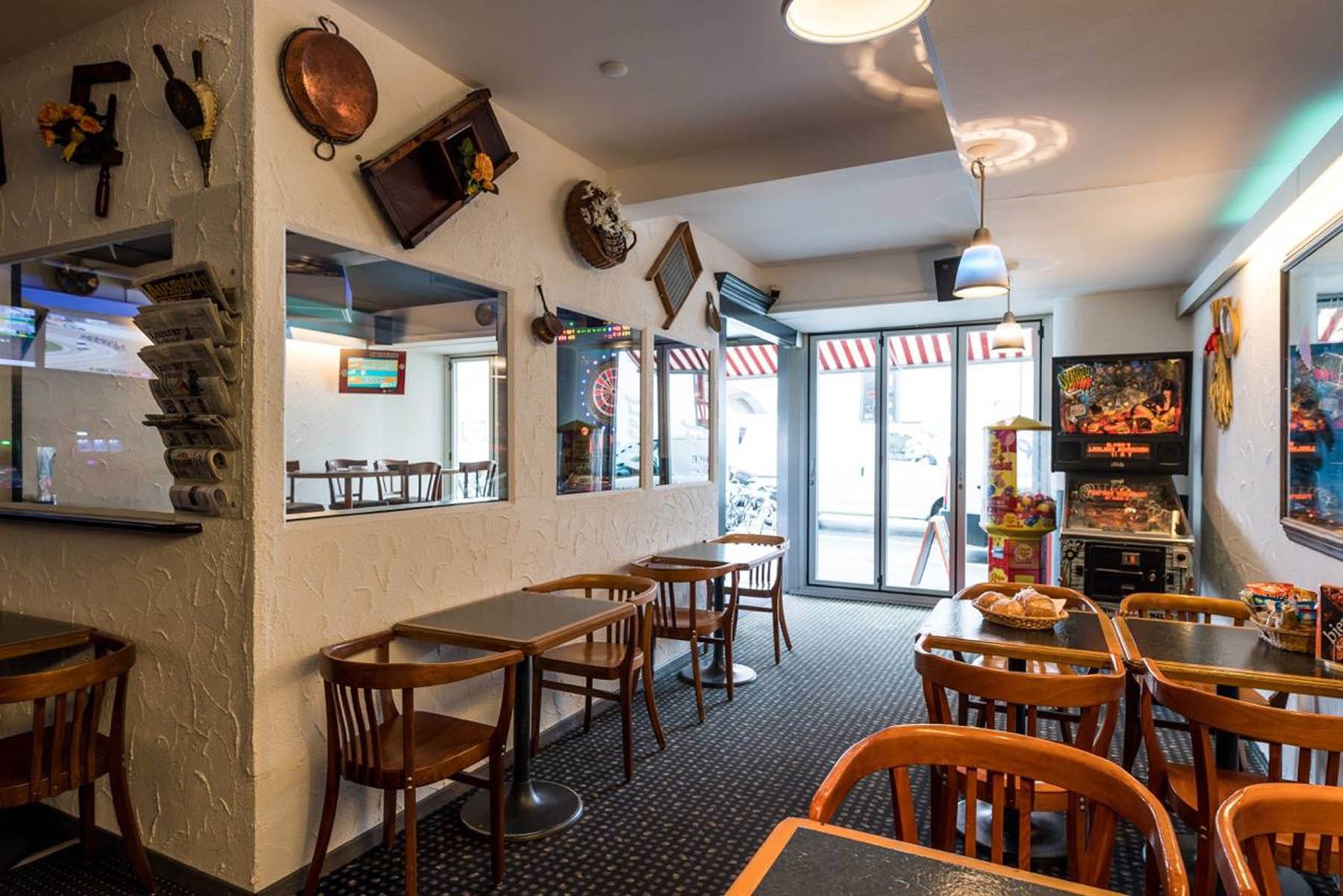 Cheers Pub - I Like Switzerland