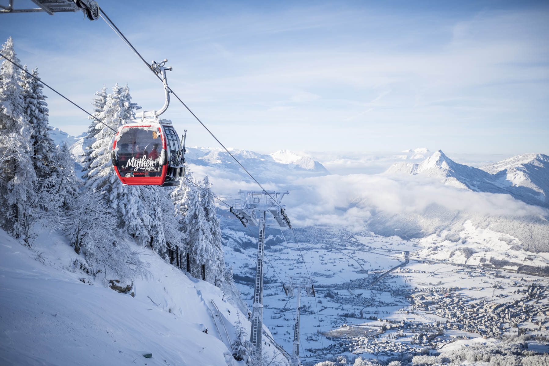 Rotenfluebahn Mythenregion - I Like Switzerland